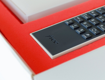 Free lance la Freebox Crystal, avec un nouveau design et une nouvelle ...