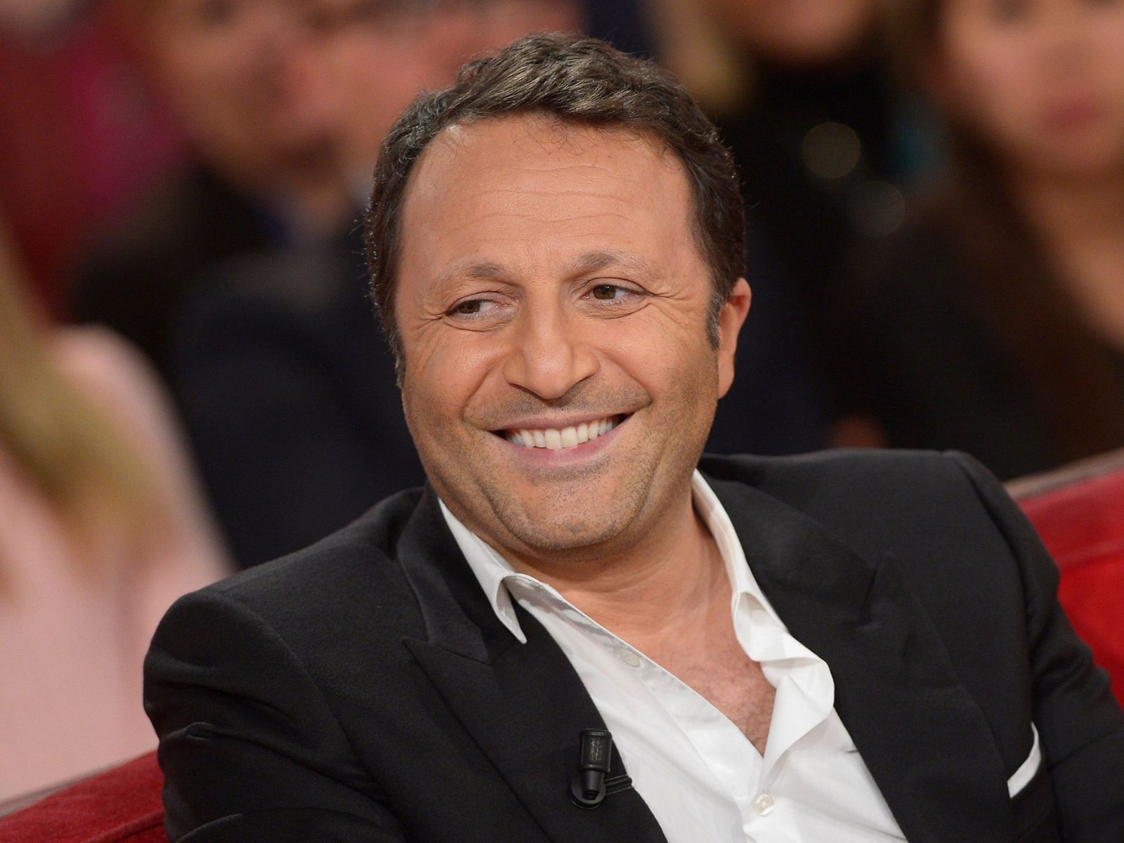 TF1 : Arthur présent tous les jours sur Facebook et Instagram avec«The ...