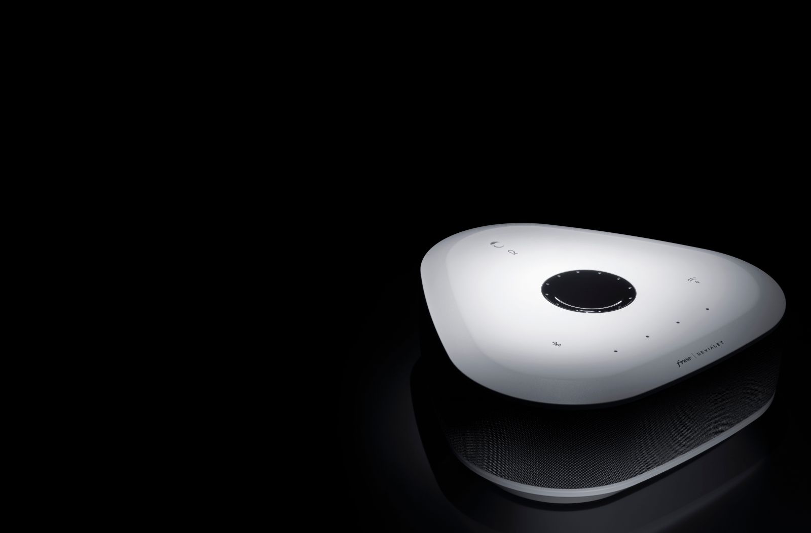Le saviez-vous : le Player Devialet fait de la résistance, Free le ...