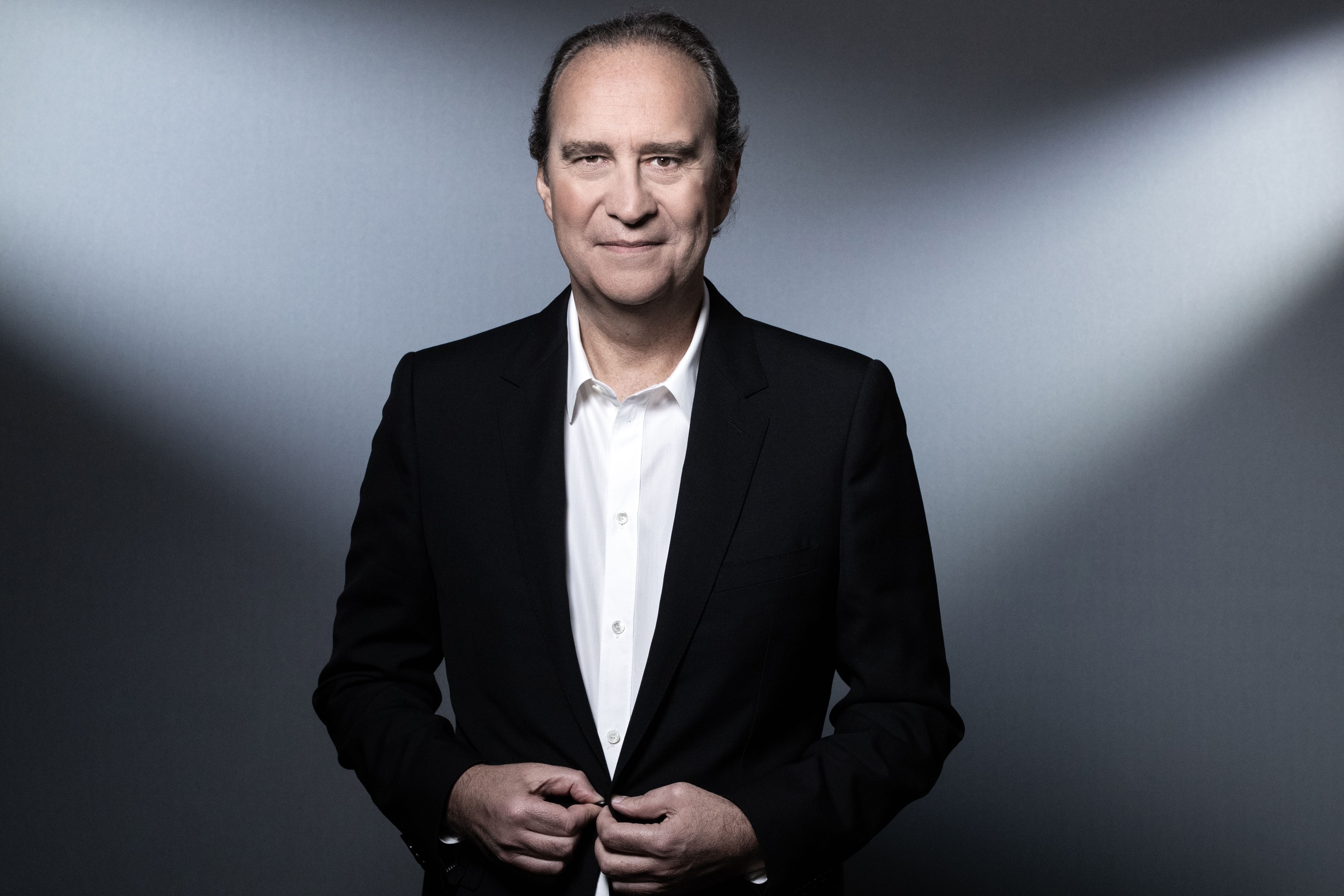 Xavier Niel négocie pour racheter le reste du Monde