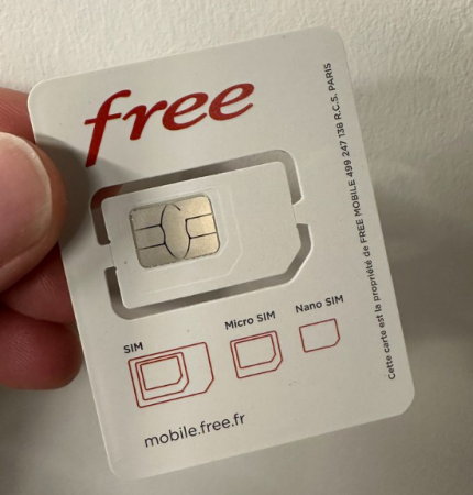 Free Mobile propose enfin ses cartes SIM triple découpe sur son site web