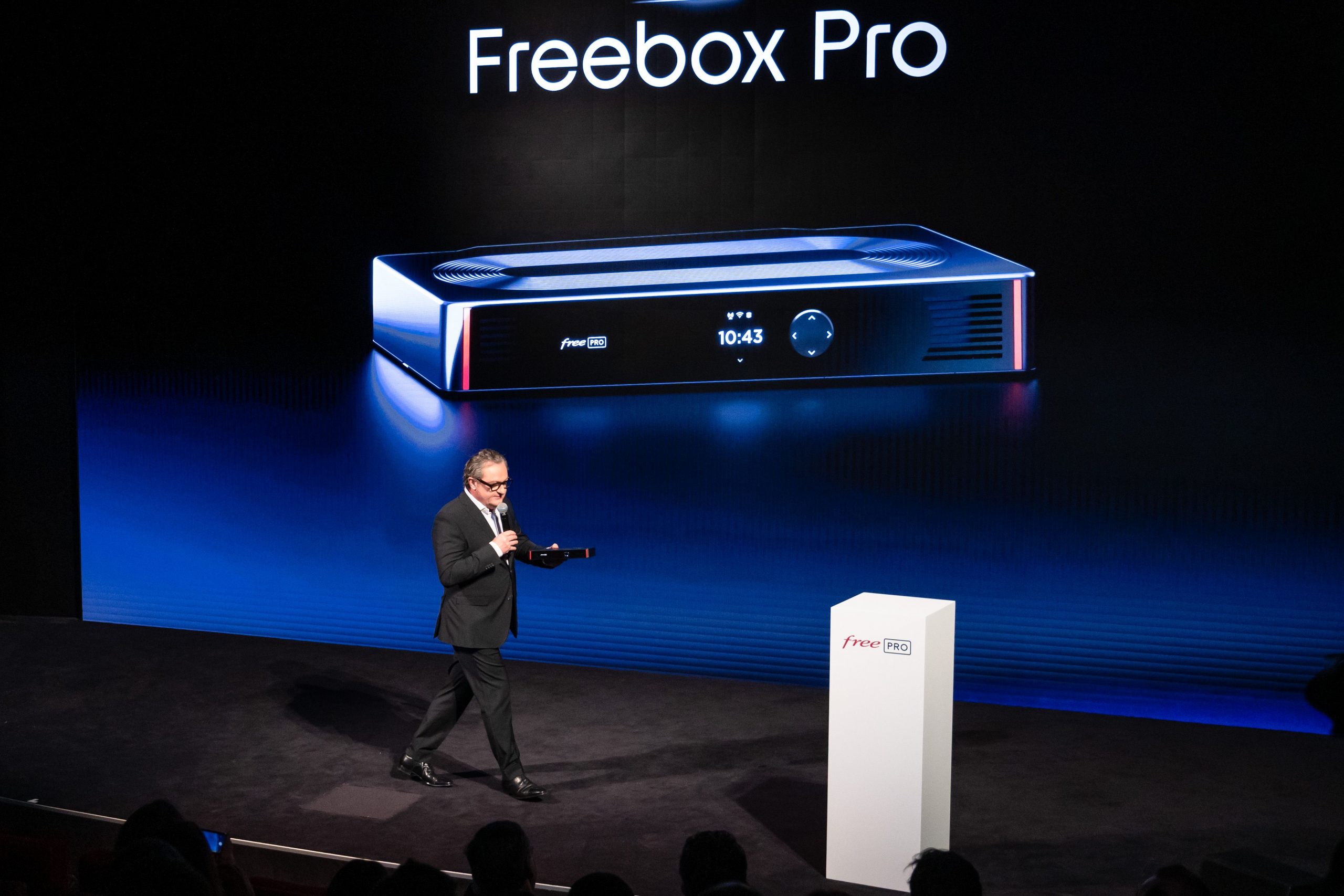 La nouvelle Freebox Pro en détail : débits, caractéristiques, services ...