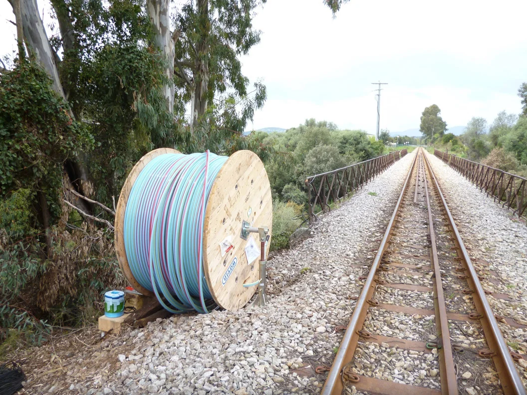 Fibre optique : une nouvelle solution testée pour raccorder à petit ...